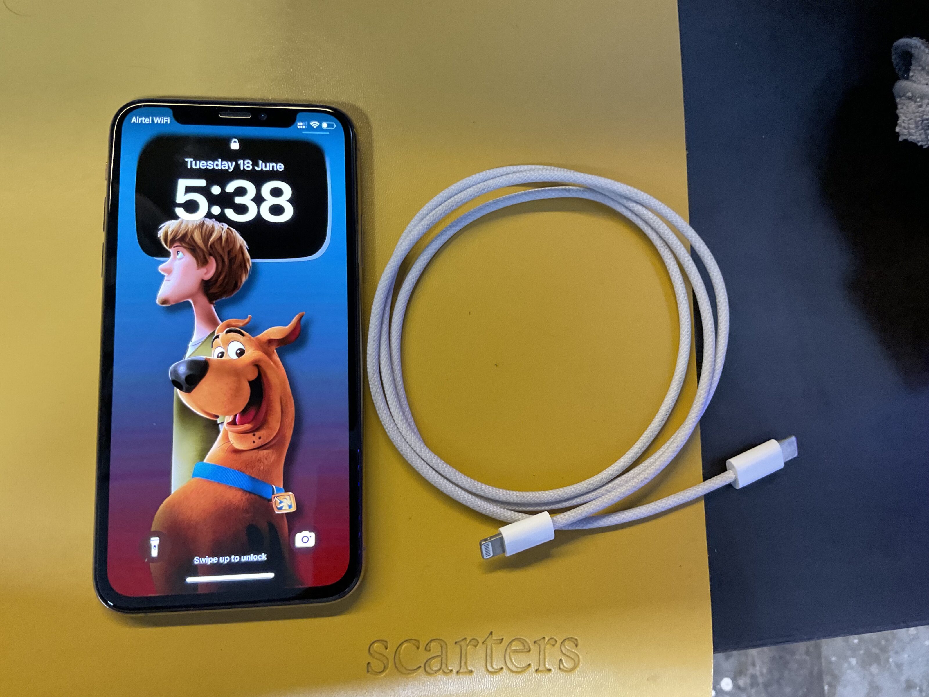 Experience the New Siri UI (Enable Apple Intelligence UI) in iOS 18 ...